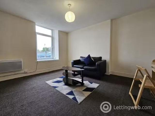 Just in! 2 BR Property to rent in Isla Street, Dundee