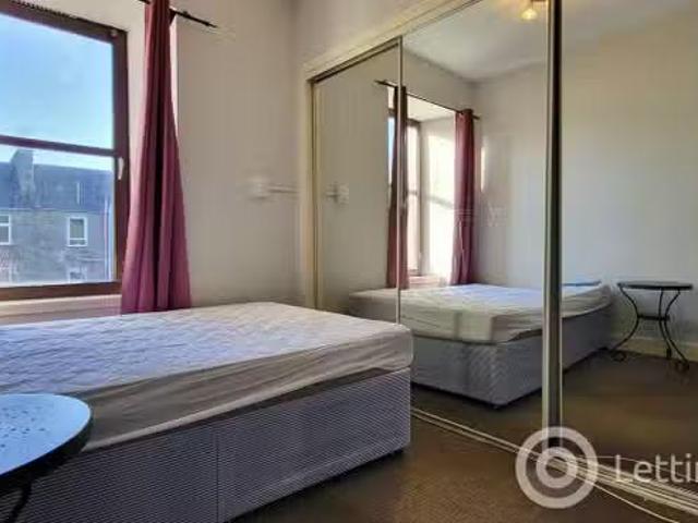 Nice 2 BR Property to rent in Morgan Street, Dundee