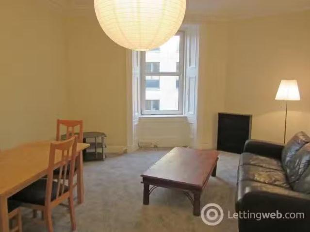 Nice 2 BR Property to rent in Morrison Street, Edinburgh, Midl.