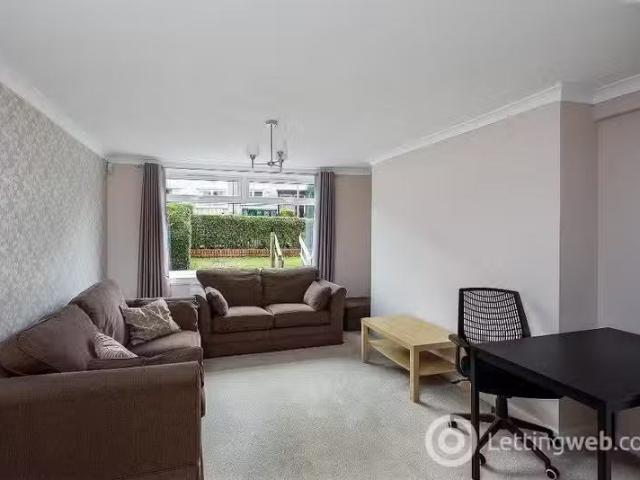 Cheap 2 BR Property to rent in Oxgangs Park, Oxgangs, Edinbur.