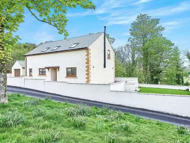 Rental! 3 BA 3 bedroom House to rent, Stainburn Road, Workingt.