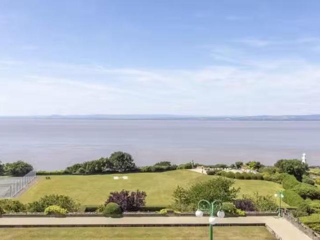Cozy 3 bedroom apartment for rent in Fedden Village Portishe.
