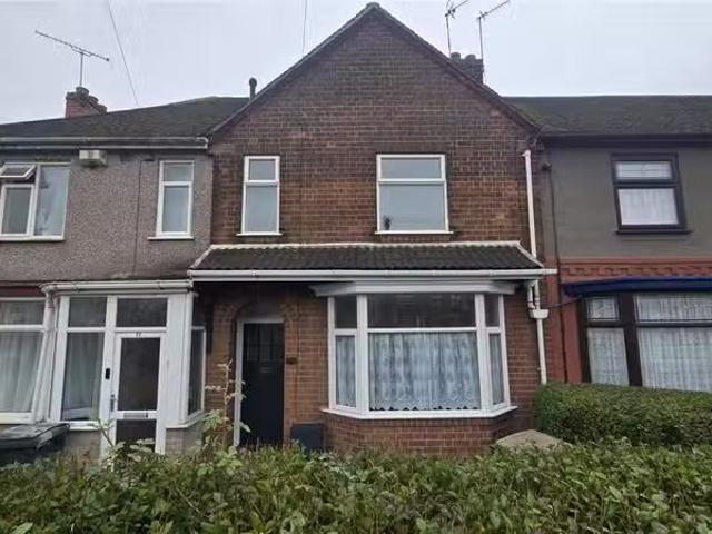 For Rent! 3 bedroom detached house for rent in Burnaby Road, R.