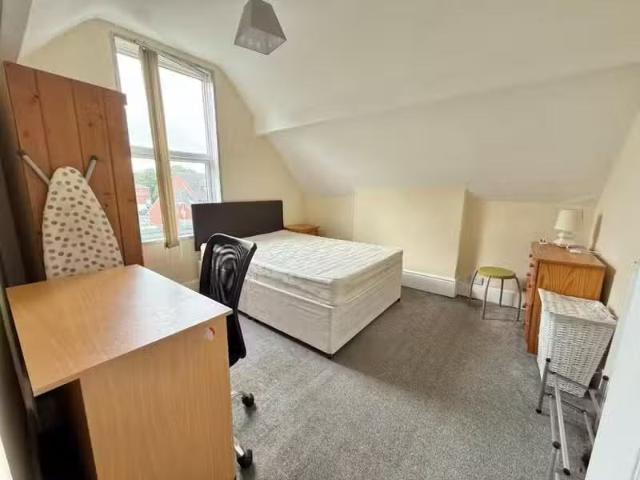 Rental! 3 bedroom flat for rent in Carlyle Road, Birmingham, B16