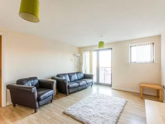 Unique 3 bedroom Flat to rent, Kentmere Drive, Lakeside, DN4.