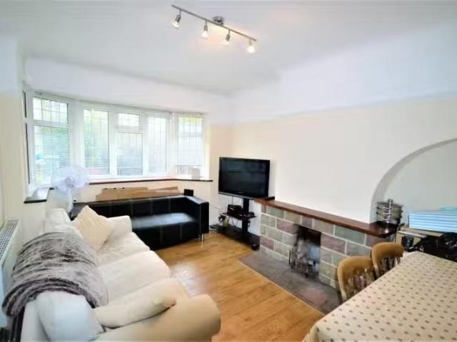 Nice 3 bedroom house for rent in Whitefoot Lane, Bromley, BR1