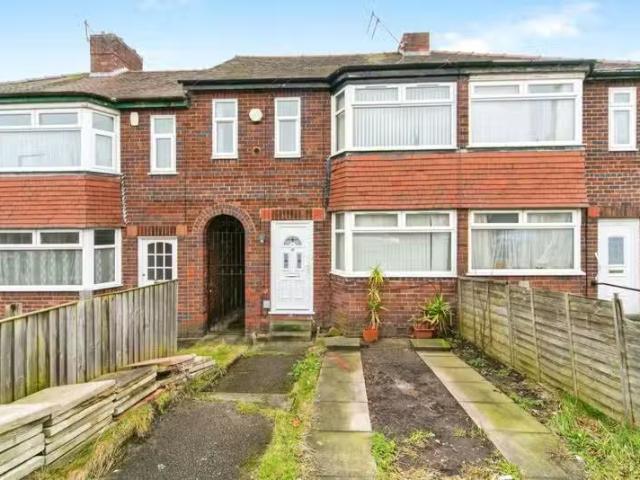 Just in! 3 bedroom house for rent in Challis Street, BIRKENHEA.