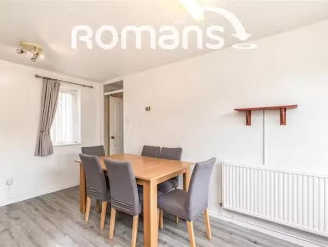 For Rent! 3 bedroom house for rent in Nutfield Grove, Filton.