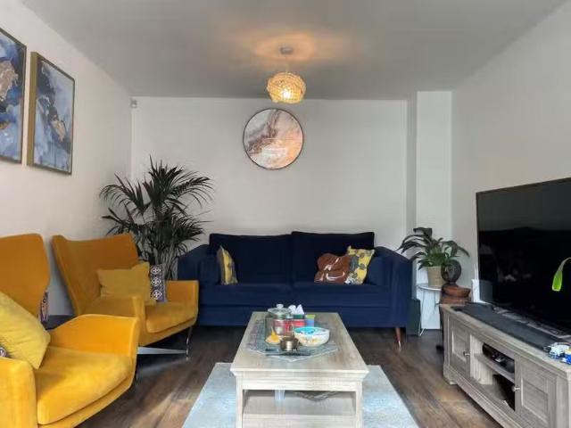 For Rent! 3 bedroom semi detached house for rent in Millbrook.