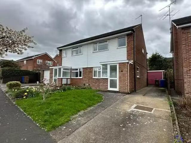 Cozy 3 bedroom semi detached house for rent in Catterick Drive.
