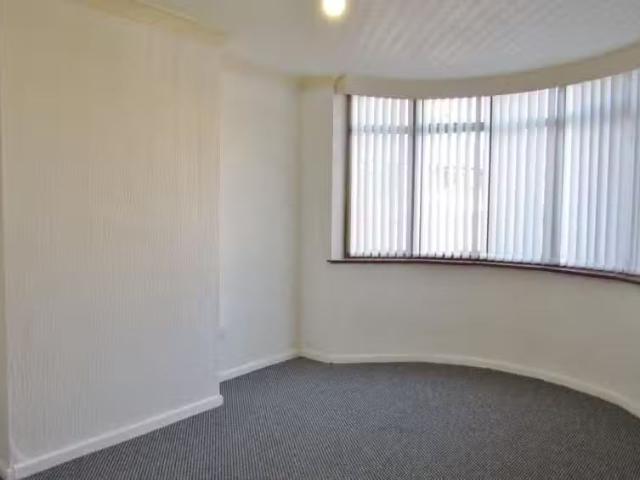 Charming 3 bedroom semi detached house for rent in Little Pitt.