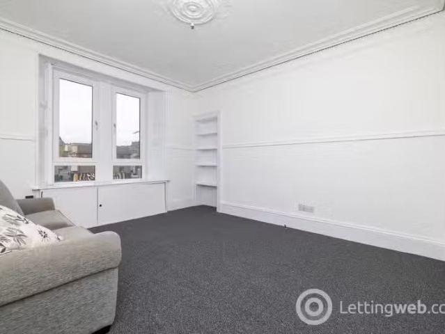 Cheap 3 BR Property to rent in Dundonald Street, Dundee