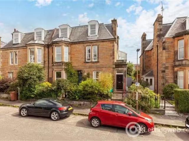 Unique 3 BR Property to rent in Kilmaurs Road, Newington, Edin.