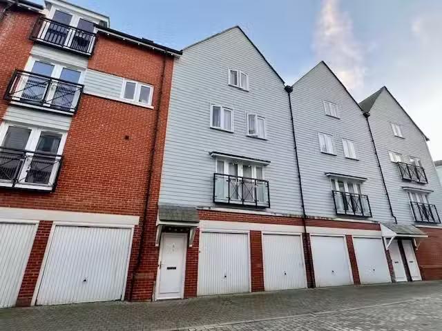 For Rent! 3 BR Tannery Way North, CANTERBURY