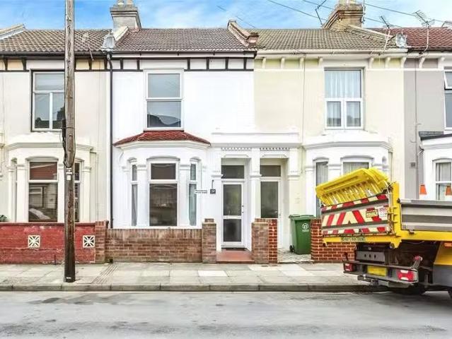 Rental! 4 bedroom House to rent, Mafeking Road, Southsea, PO4.