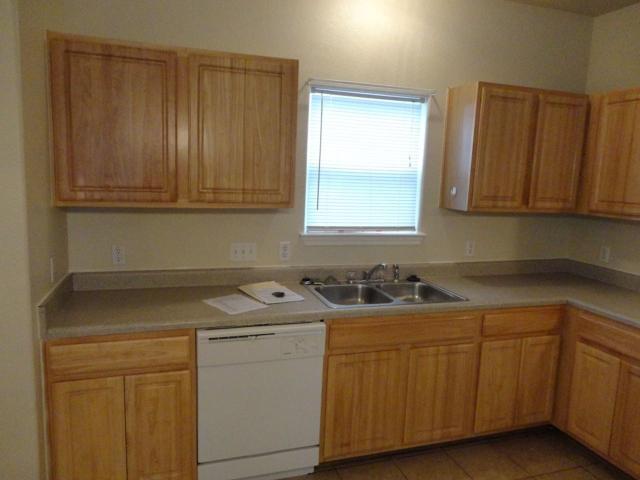 Nice 4 bedroom house close to down town! 4 Bedroom Apartment for Rent at 6106 Atwood St, Austin, TX 78741 Montropolis