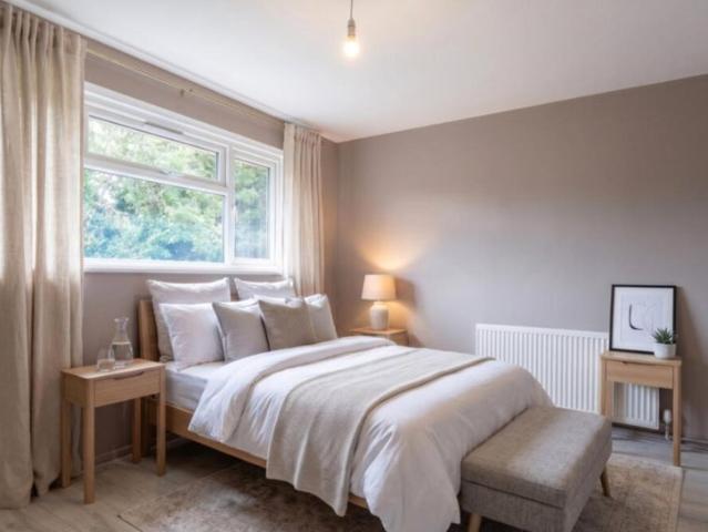 Nice 4 bedroom house in isleworth