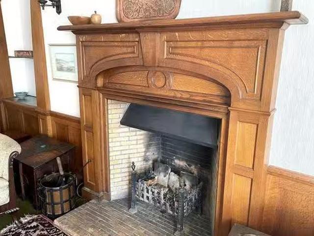 Unique 4 BR Roughfirth Road