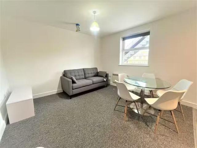 For Rent! 5 bedroom apartment for rent in Hotwells Road, Brist.