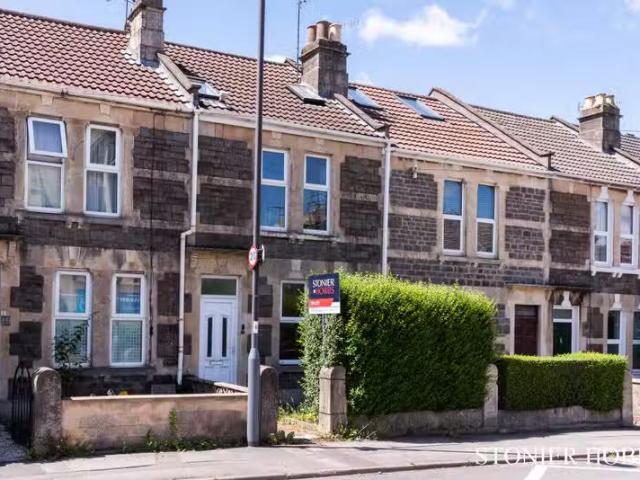 Nice 5 bedroom house of multiple occupation for rent in Claude.