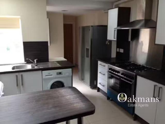 Deal! 6 bedroom house for rent in Tiverton Road, Birmingham, W.
