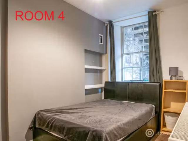 Nice 9 BR Property to rent in York Place, Edinburgh, EH1