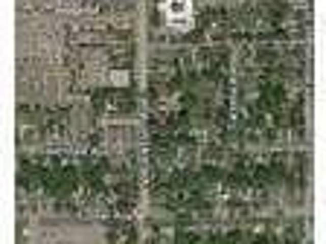 Nicely Updated Home withGarage In Rockford Illinois