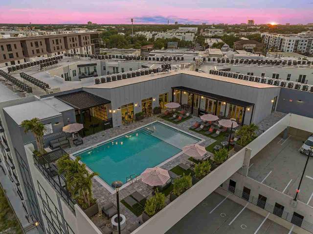 Niche | Luxury Apartments 2 Bedroom Apartment for Rent at 1116 W Carmen St, Tampa, FL 33606