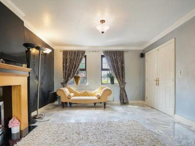 Nicholas Way, Corringham, 5 Bedroom Detached