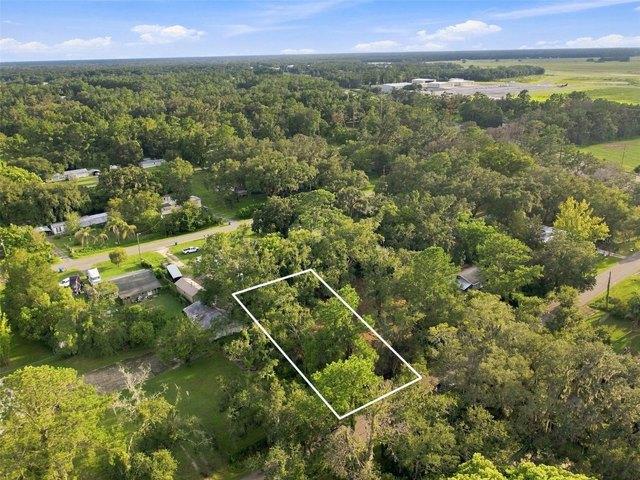 Nicholas Ave, Brooksville, FL 34604