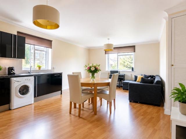 Nicholas Court, Wallwood Road, London E11, 2 bed flat to rent, £2,000 pcm | PrimeLocation