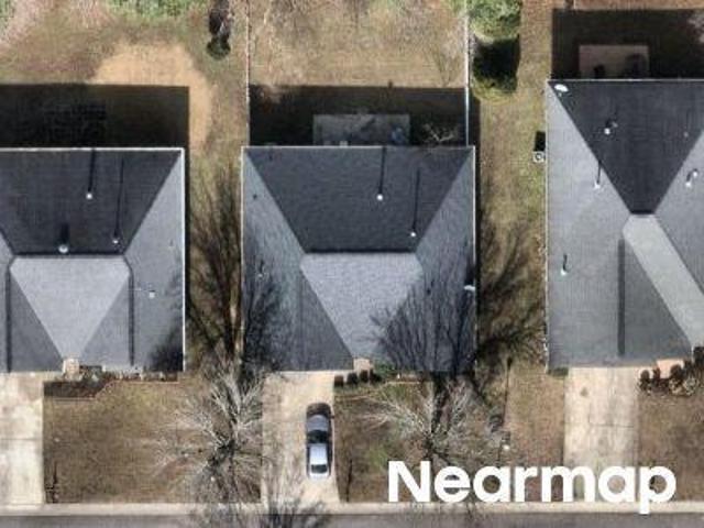 Nicholas Dr