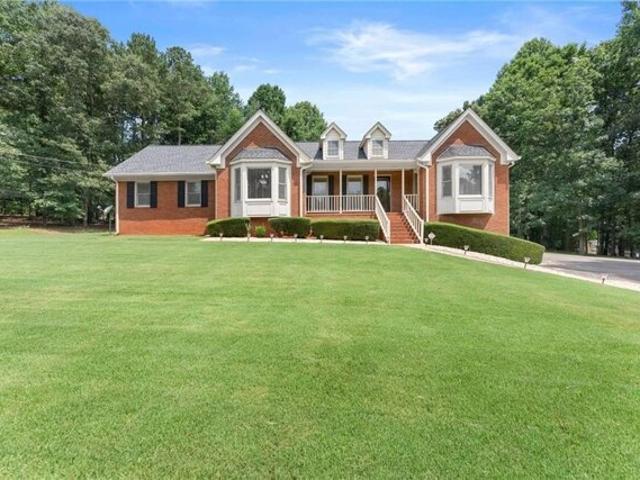 Nicholas Dr, Cumming, Home For Sale