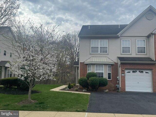 Nicholas Dr, Southampton, Home For Sale