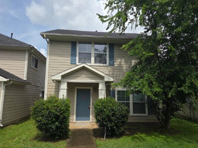 Nichole Woods Dr
