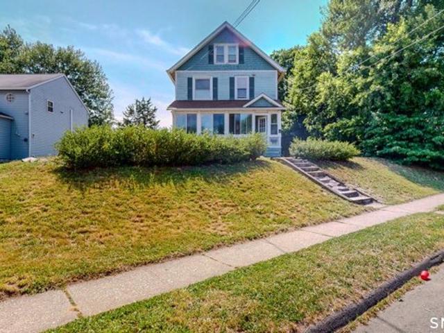 Nichols Ave, Stratford, Home For Sale