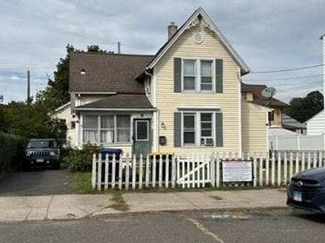 Nichols St