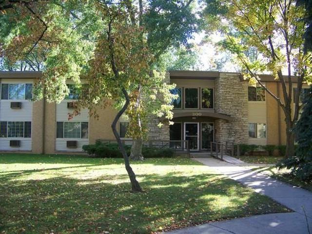 Nicolet Apartment Homes in Green Bay, WI 2 Bedroom Apartment for Rent at 221 Huth St, Green Bay, WI 54302