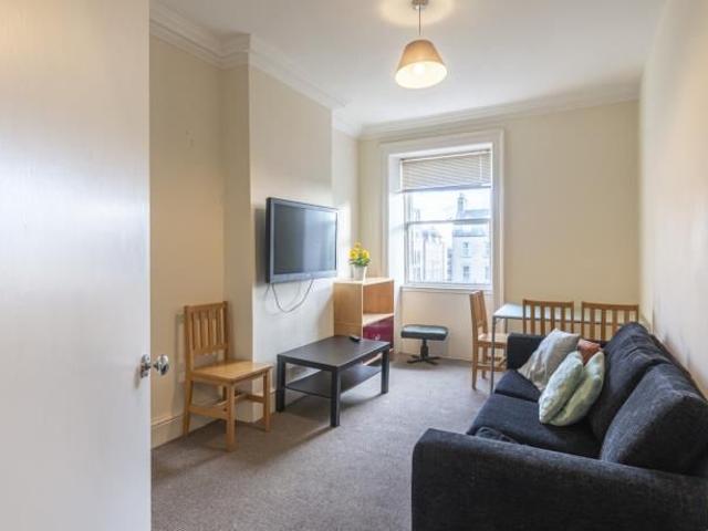 Nicolson Square, Edinburgh EH8, 3 bed flat to rent, £5,525 pcm | PrimeLocation