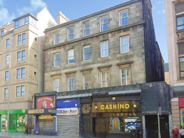 Nicolson Street, Edinburgh, EH8 3 bed flat to rent £2,345 pcm £541 pw