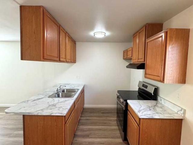 night 2 Bedroom Apartment for Rent at 6329 Nightingale St, Ventura, CA 93003