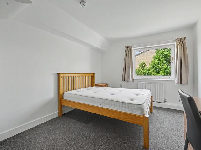 Nightingale Avenue, Harrow HA1, Room to rent, £895 pcm | PrimeLocation