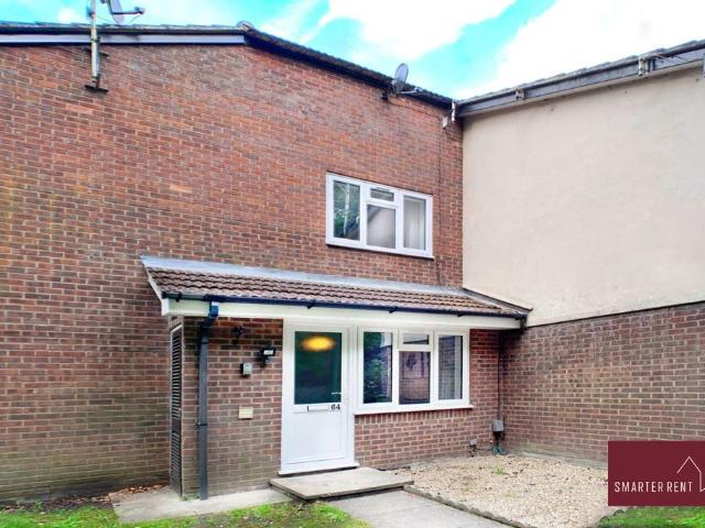 Nightingale Close, Farnborough GU14, 1 bed maisonette to rent, £2,160 pcm | PrimeLocation