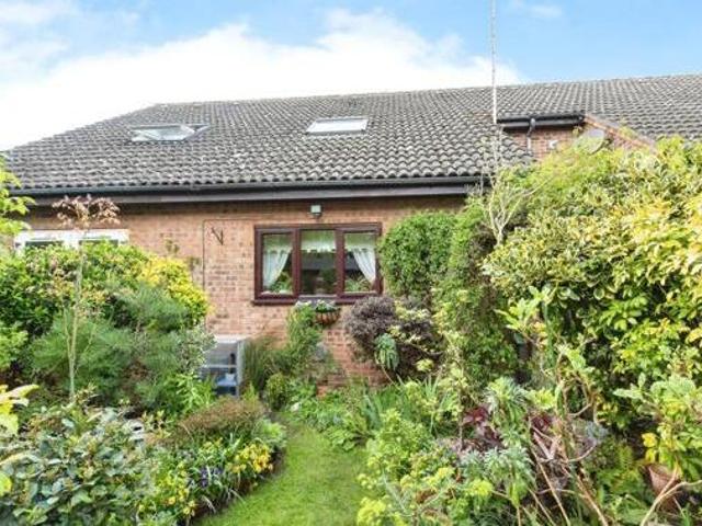 Nightingale Close, Mildenhall, 1 Bedroom Cluster