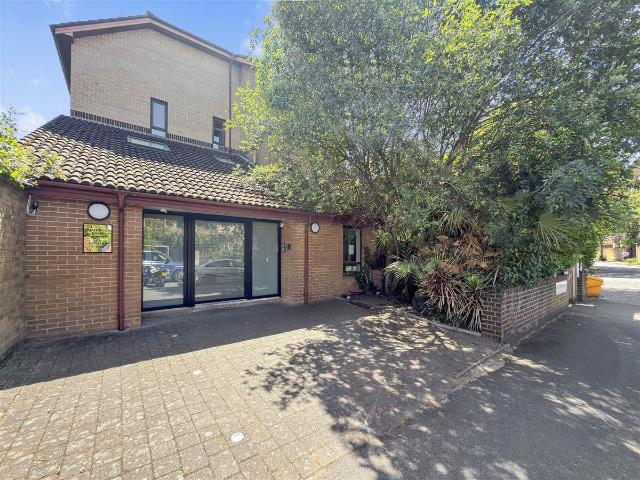Nightingale House, Stockwell SW9, 1 bed flat to rent, £1,700 pcm | PrimeLocation