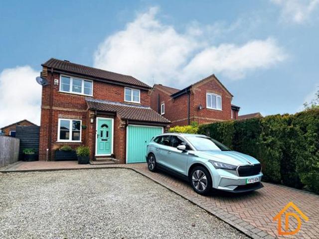 Nightingale Lane, Crossgates, 3 Bedroom Detached
