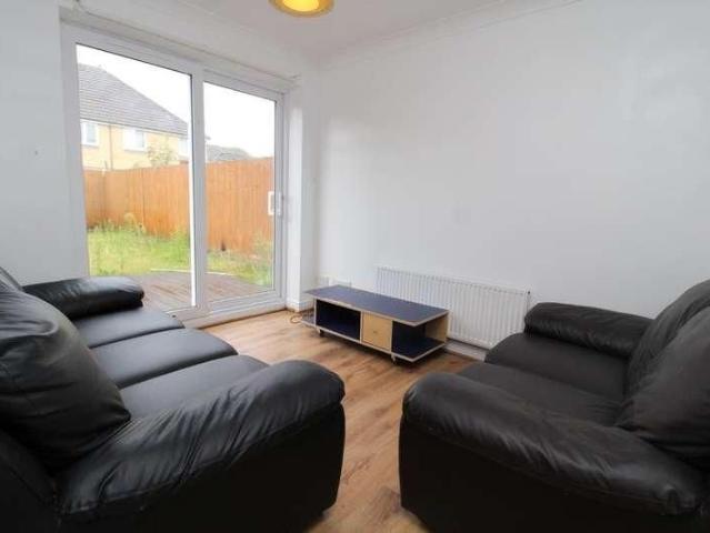 Nightingale Shott, Egham, TW20