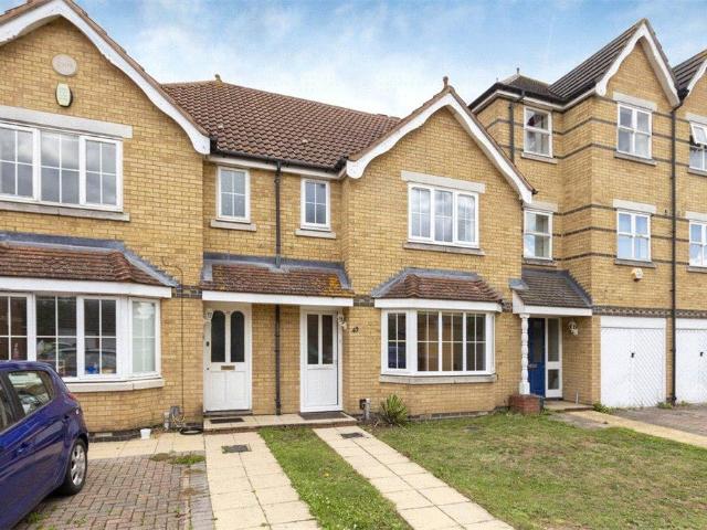 Nightingale Shott, Egham, Surrey, TW20 5 bed terraced house to rent £3,500 pcm £808 pw