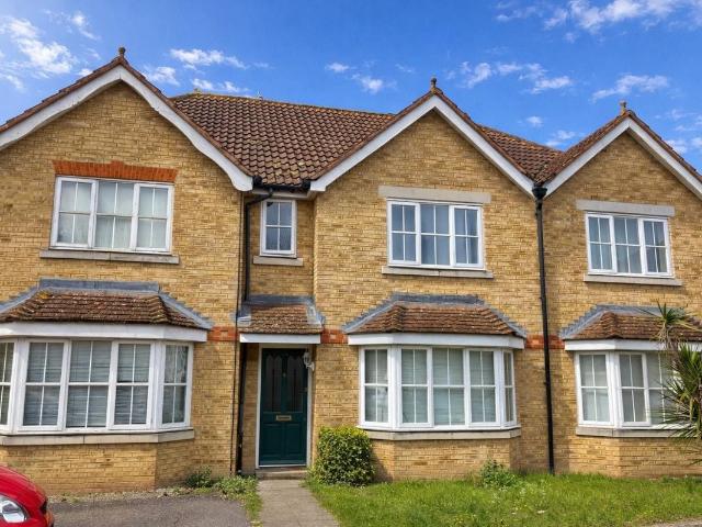 Nightingale Shott, Egham, Surrey TW20, 5 bed semi detached house to rent, £3,000 pcm | PrimeLocation