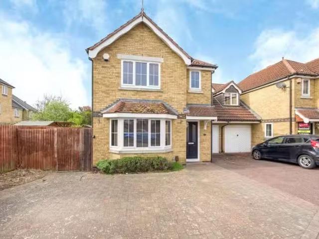 Nightingale Shott, Egham, Surrey, TW20 9SX